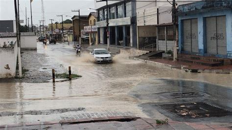 Chuva Causa Alagamentos E Dificulta Trânsito Em Natal E Região Nesta