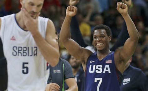 Basquete masculino EUA x Sérvia Medalha de Ouro Esporte Fotografia Folha