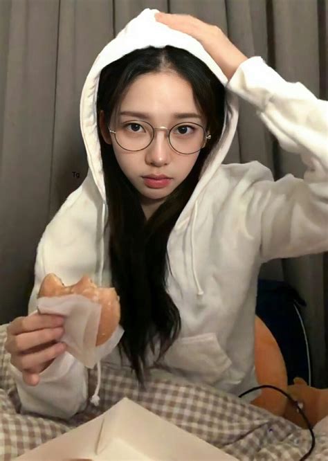 Actors Funny Cute Jokes Uzzlang Girl Instagram Live Kim Min Just