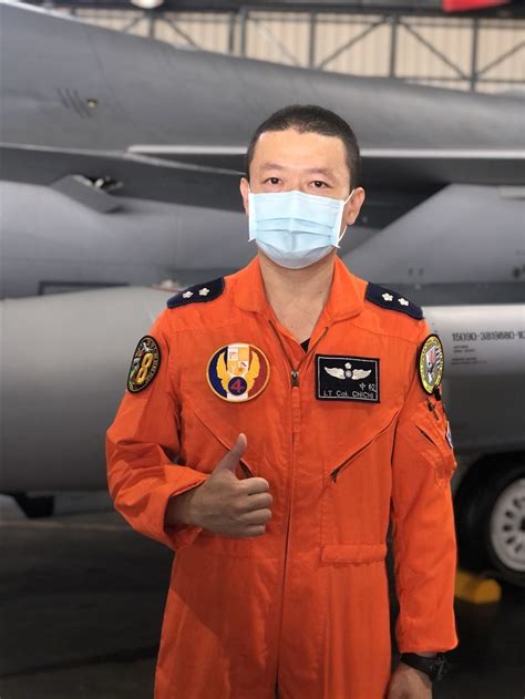 【f 16v Blk20型機性能提升接裝典禮】構改性能倍增 新型雷達掌握空優 軍聞 【f 16v Blk20型機性能提升接裝典禮】構改