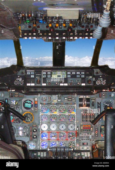 Commercial Airplane Cockpit Pilots Hi Res Stock Photography And Images