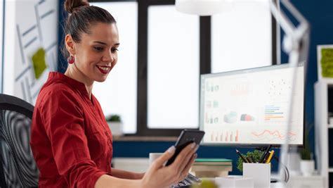 Business Intelligence Vs Artificial Intelligence In Distribution Sales