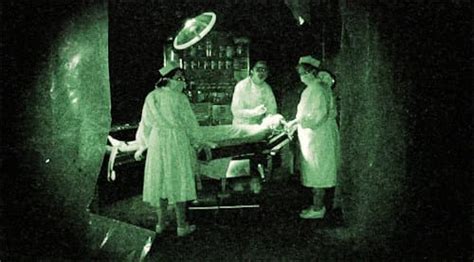 Grave Encounters Movie 2011 Film Review By Kadmon