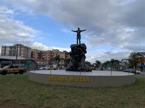 Bei Plantão VÍdeo Brigada Militar Inaugura Monumento Em Trevo Da