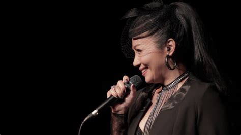 石鲡仪《相思河畔》lyee Cheok Jazzquisite 02 Xiang Si He Pan Youtube