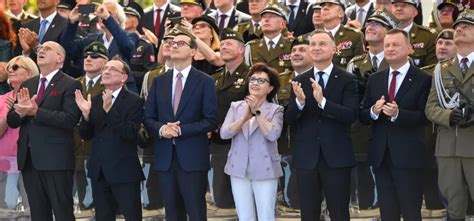 Bumerang Polski Defilada Wojskowa Czy Spektakl Wyborczy PiS