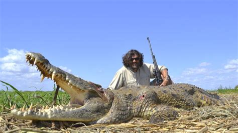 Los Cocodrilos De Mlolo Por Alberto Núñez Seoane Cazador