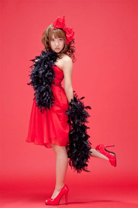 Minami Takahashi Japanese Sexy Idol Sexy Red Robe Fashion Photo Shoot