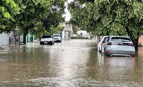 Sorriso Tem Forte Chuva Com Risco De Alagamento E Recebe Alerta Laranja