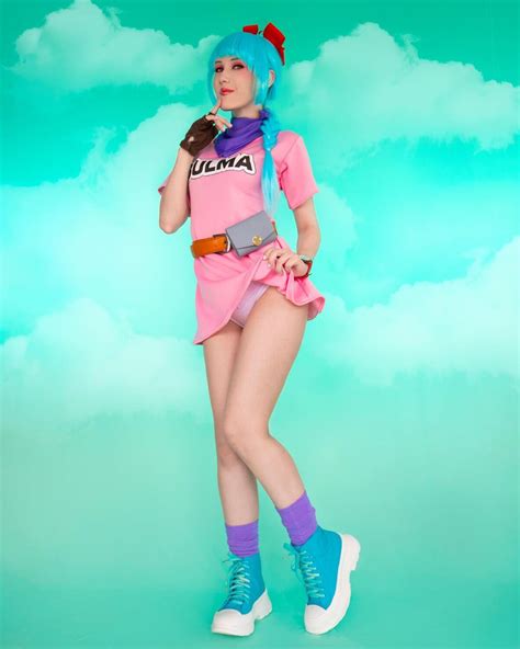 Modelo En Cosplay De Bulma Colormusic