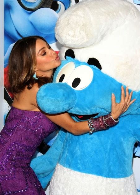 Photo From Seven Photos Of Sofia Vergara And A Smurf Who2