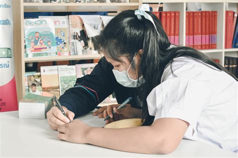 ภาพกิจกรรมการแข ห้องสมุด โรงเรียนสวนกุหลาบวิทยาลัย ชลบุรี