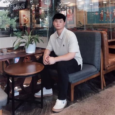 Anh Quan (@wuan_la_quan) • Threads, Say more