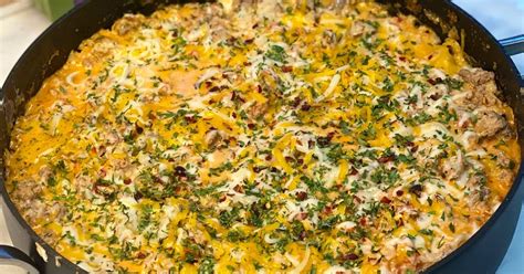 Creamy Ground Turkey And Cauliflower Rice Skillet