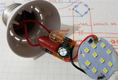 Led Capacitor In Parallel With A Resistor Between Live And Full