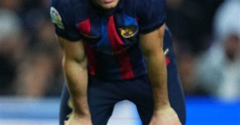 Football Espagne Lewandowski Attend Messi Au Barça