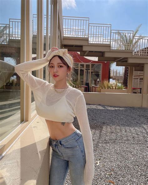 快看！「極巨版黃捷」公開泳裝照 24小時後自動刪除 娛樂 Nownews今日新聞