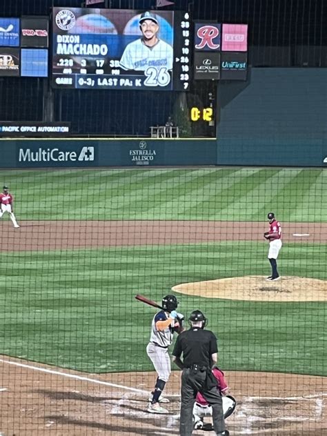 딕슨 마차도 보러 왔슴다 Mlbpark