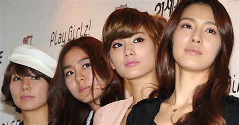 [포토] 정아 유이 나나 가희 네 미녀의 눈매 대결