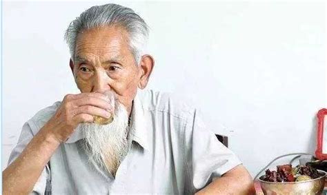 唐三镜刘文秀 饮酒的人如何保养肝脏 知乎