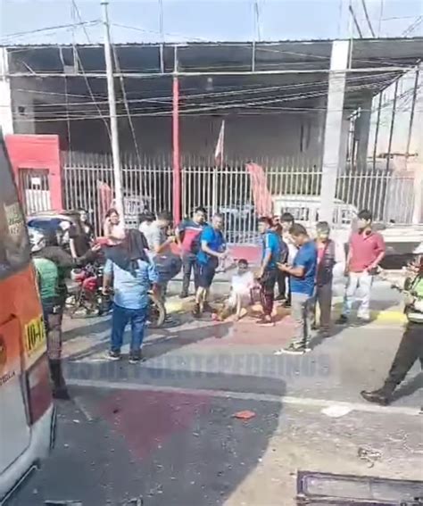 Accidente En La Panamericana Norte Choque Entre Bus Y Cúster Deja