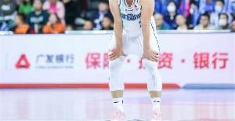 表现出色！王睿泽13中7拿下25分3板2助腾讯新闻
