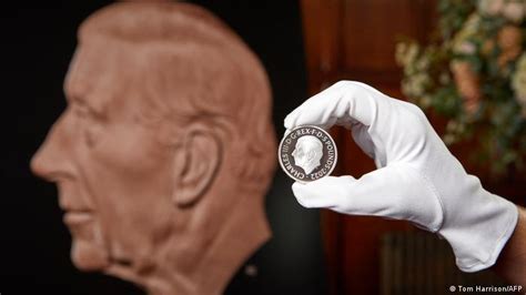 Primeras Monedas Del Nuevo Monarca Del Reino Unido Centauri Magazine