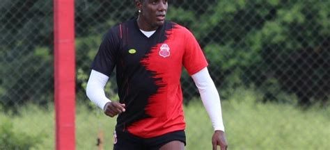 Kevin Mina Volvió A Entrenar Con El Plantel Rojo Pero Es Duda Para