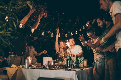 How To Throw The Ultimate Backyard Party Tips And Ideas For All