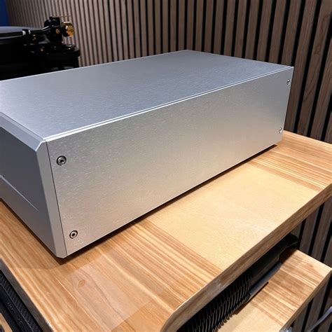 Isol 8 Substation Axis Preowned Audio Emotion