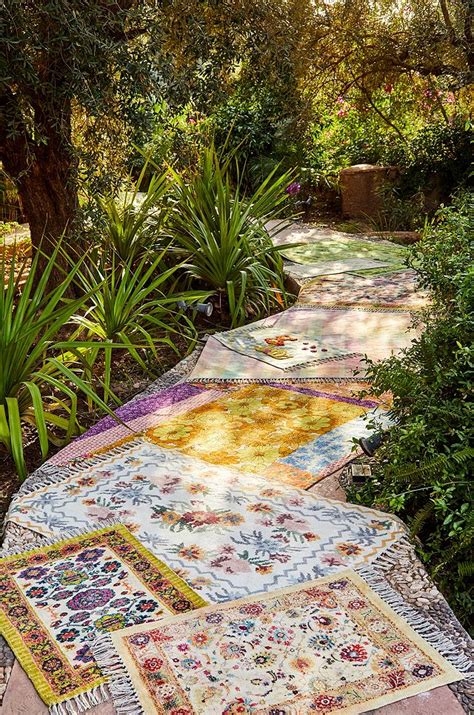 Willow Floral 2x3 Rug Urban Outfitters Uk