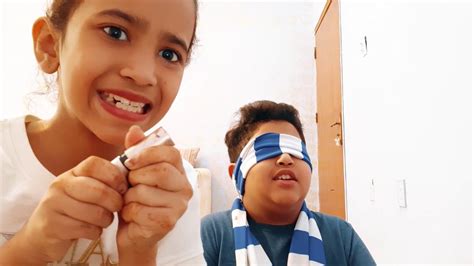 تحدي انا و اختياختي بكت😂😂 Youtube