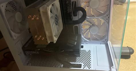 너무 만족스럽습니다 특히 상담을 친절하게 해주시며 답장또한 매우 빠르게 해주십니다 감사합니다 첫 Pc인데 너무 만족하고