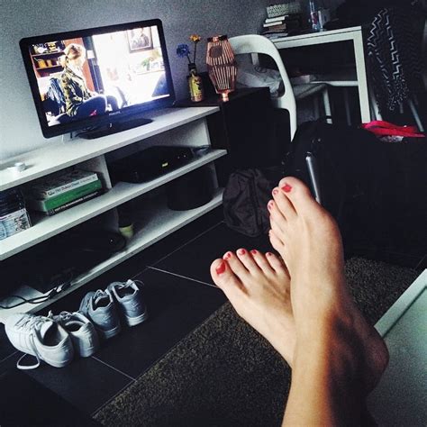 Julie Van Den Steen Feet