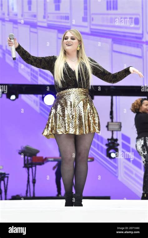 Meghan Trainor Rcelebnylons