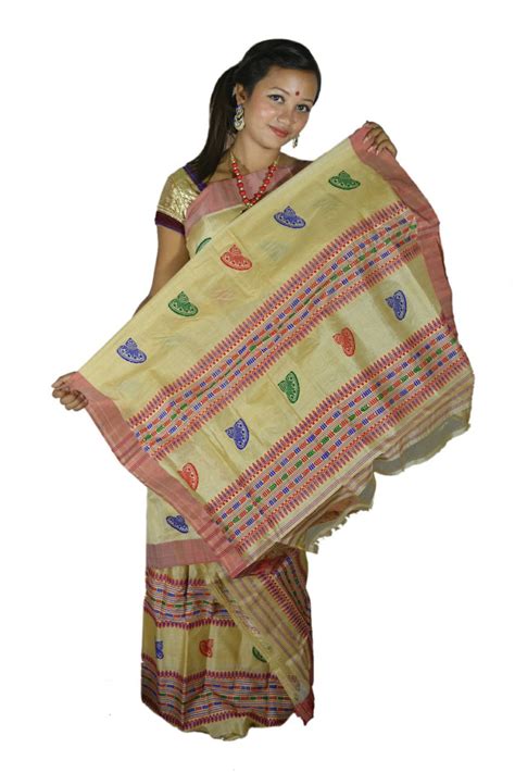 Traditional Dress Of Assam For Men And Women Lifestyle Fun