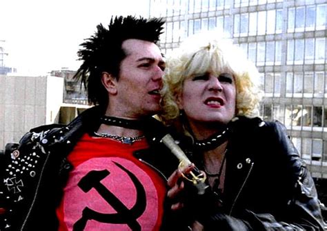 Sid And Nancy Film A Tale Of Self Destruction Flux Magazine