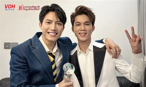 Thành Đạt Anh Tú chung niềm vui khi Ngày Mai Người Ta Lấy Chồng nhận