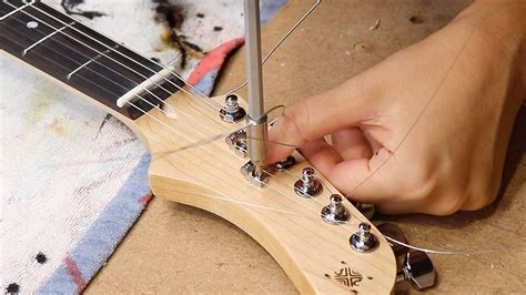 Sunburst Veneer Guitar — 3x3 Custom