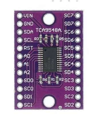Classic Style Arduino Weather Station With Three Oled Displays