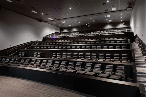 Bandb Theatres The Grove 16 Twin Shores