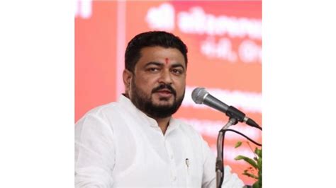 Case Filed Against Bjp Mp Father For Abeting Doctors Suicide The