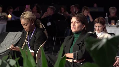 Վարչապետի տիկին Աննա Հակոբյանը մասնակցել է «Ռեյկյավիկի գլոբալ Ֆորում կին առաջնորդներ