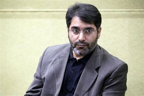 کسی در ایران جرات ندارد درباره بانک، خودروسازی و مافیای دارو و غذا فیلم