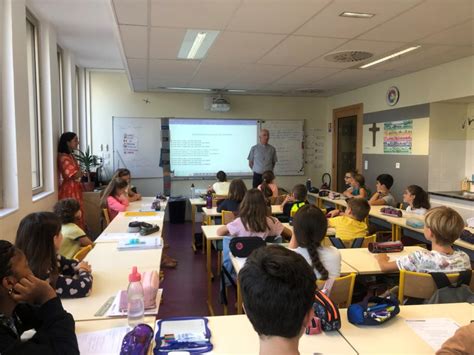 Bénédiction des classes et des cartables École du Saint Sacrement