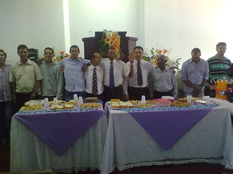 Igreja Pentecostal Luz Divina Outubro 2012