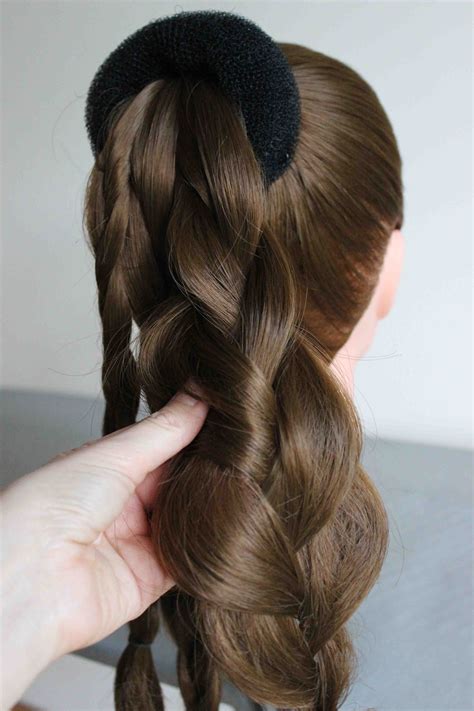 Easy Step By Step Messy Bun Tina Prajapat