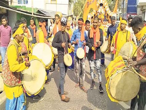 Ramnavami Rang In Chatra Clubs Took Out Mangala Procession मंगला