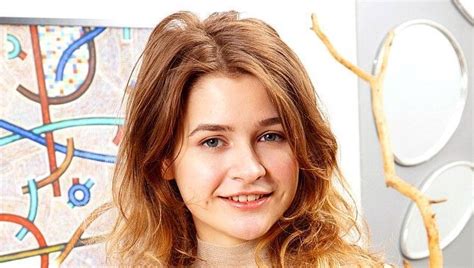 Luna Umberley Biography Wiki Age Height Career Photos More Artofit