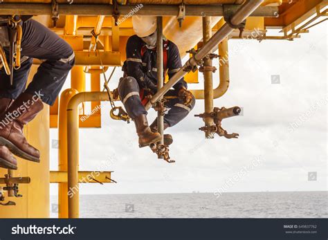 5 Hundred Scaffolding Offshore Platform Royalty Free Images Stock Photos Pictures Shutterstock